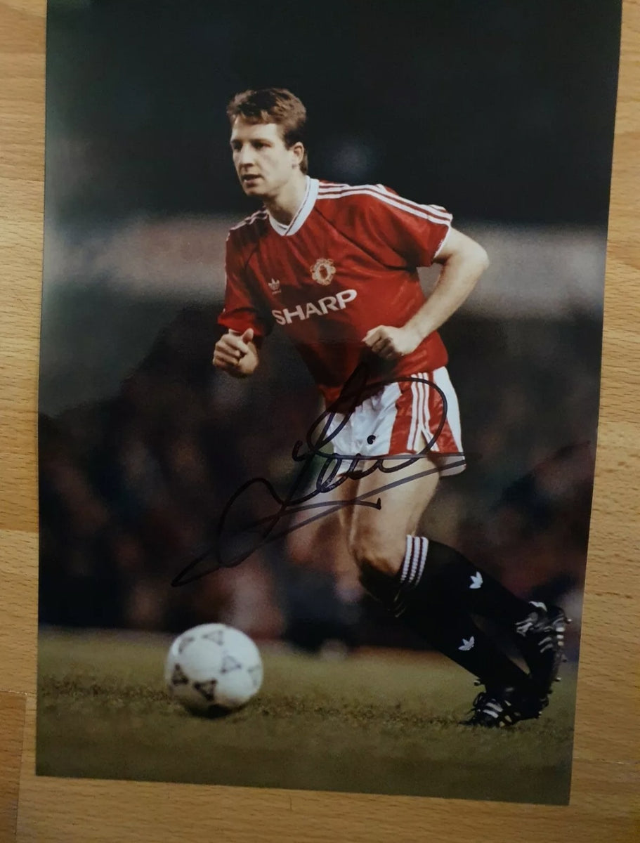 Signed Lee Martin Manchester utd – roundourwaysportingmemorabilia